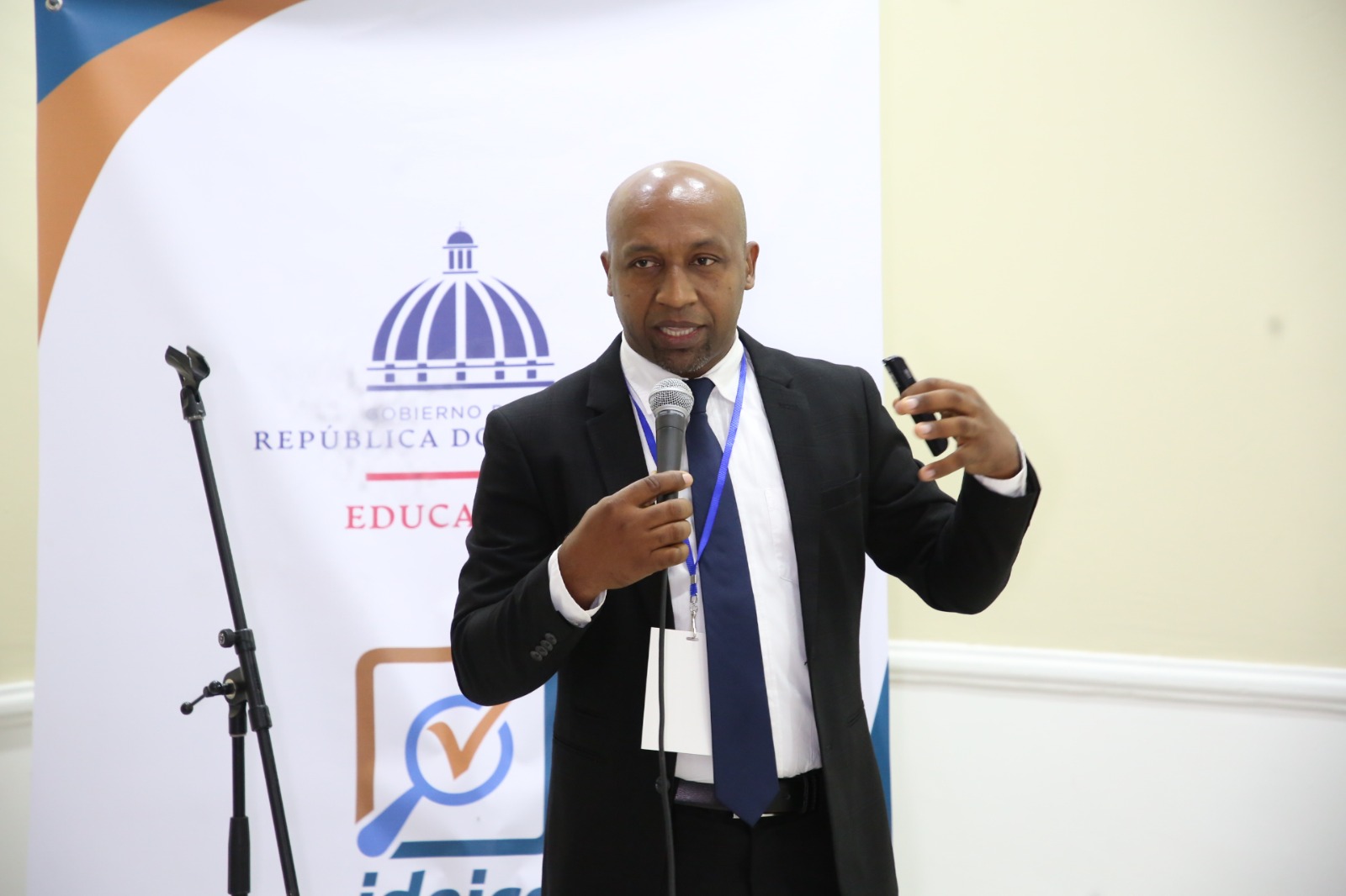 Ideice capacita docentes mediante programa “Conoce tu Regional ...