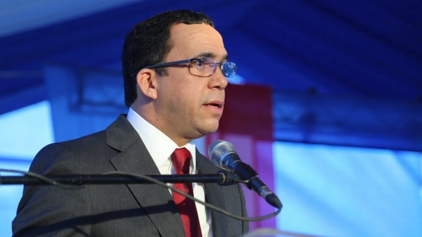 Andrés Navarro asegura sistema actual no permite transparentar fondos ...