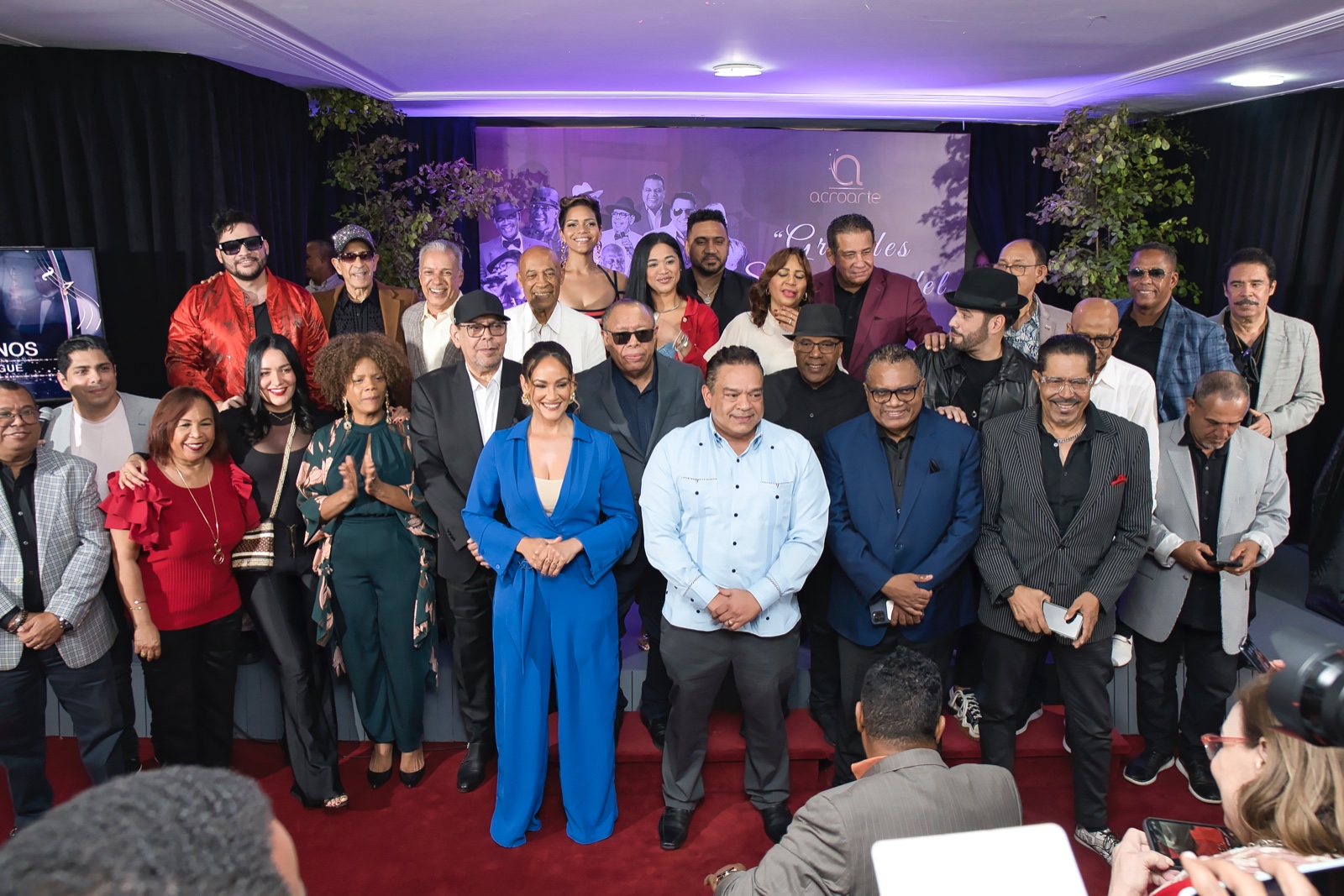 “Navidad entre Amigos 2024 ” celebra 13 años con destacados artistas ...